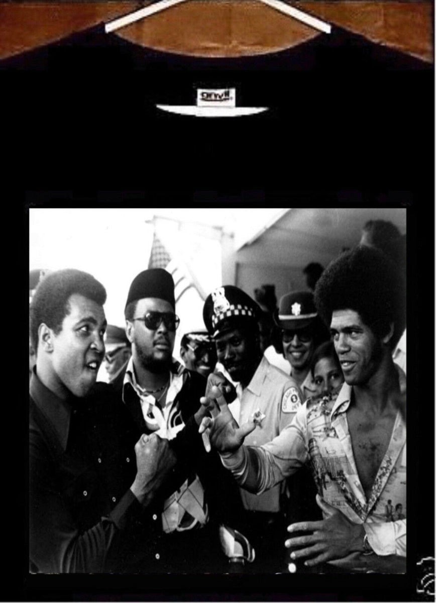 Jim Kelly w Muhammad Ali T Shirt – PrintsByCassandra